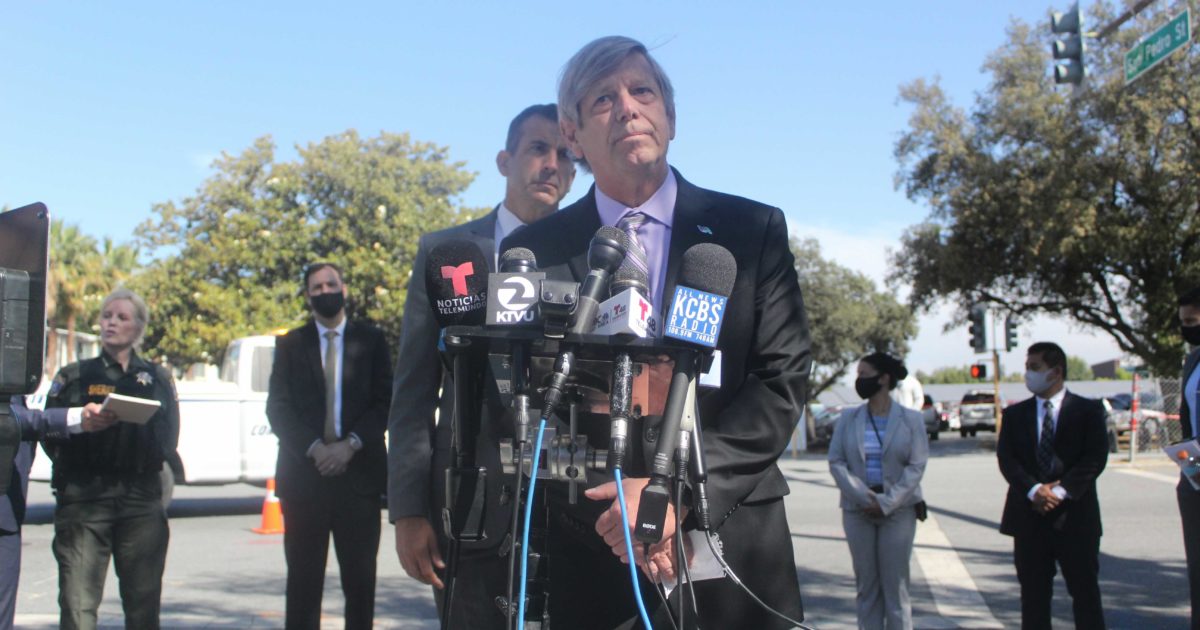 Nine Dead In San Jose Vta Shooting Light Rail Service Suspended San